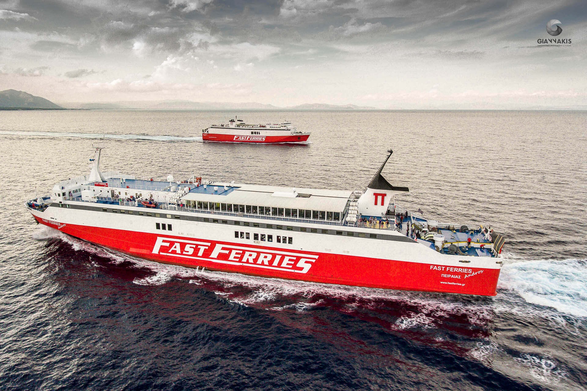 Fast Ferries: «Η Seajets επιδιώκει απόλυτο μονοπώλιο στις ακτοπλοϊκές ...
