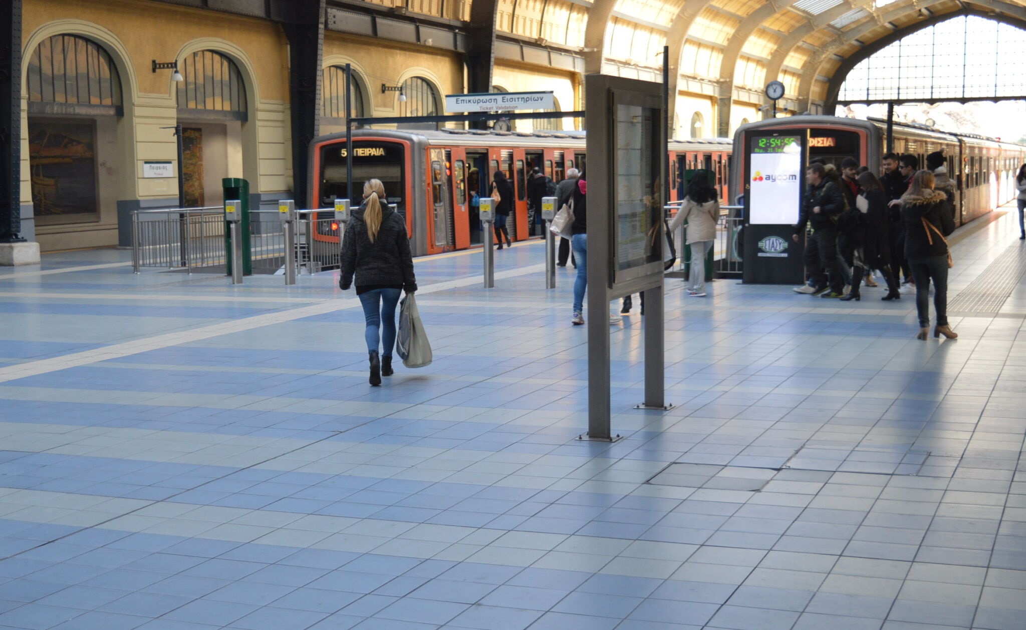 Spanish CAF to revamp 14 electric railway trains for Athens' Line 1 ...